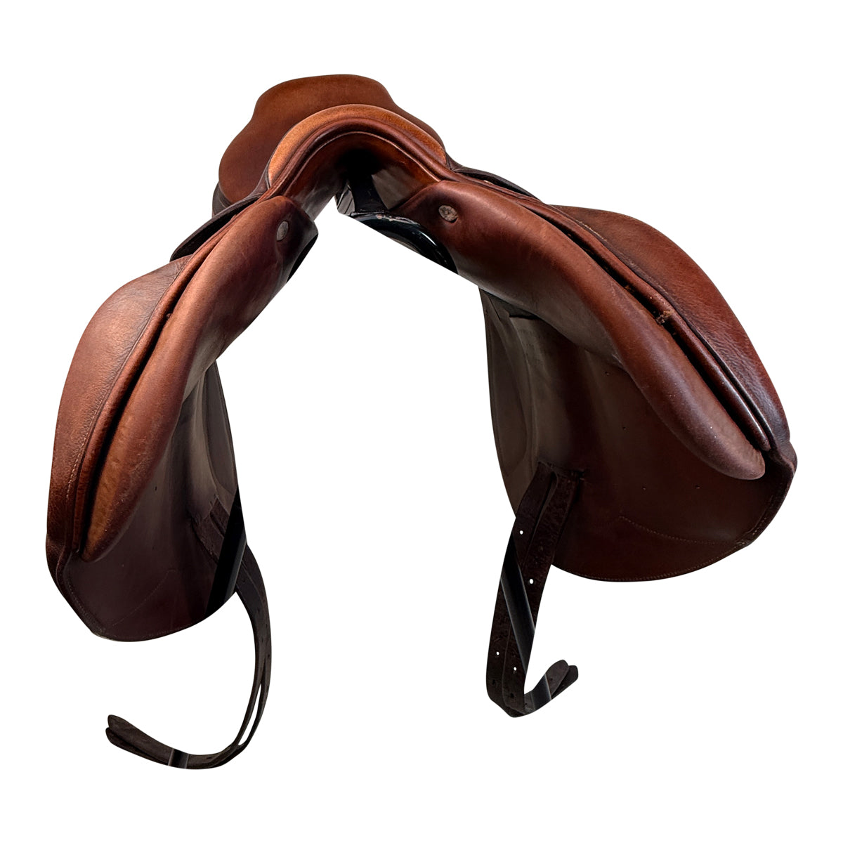 CWD 2008 SE09 Monoflap Saddle in Brown - 18" – The Tried Equestrian